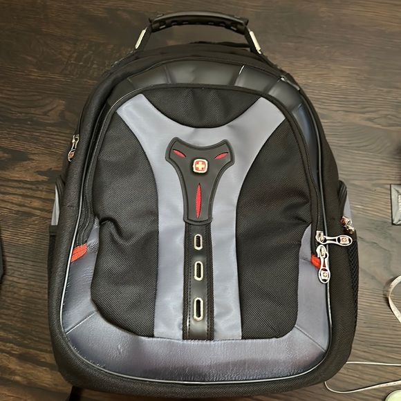 SwissGear | Bags | Swiss Gear Backpack | Poshmark